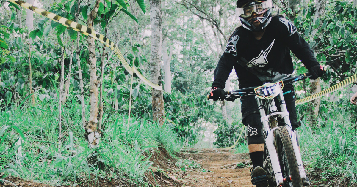 Downhill: La formula 1 della mountain bike - Dimensione Suono Soft