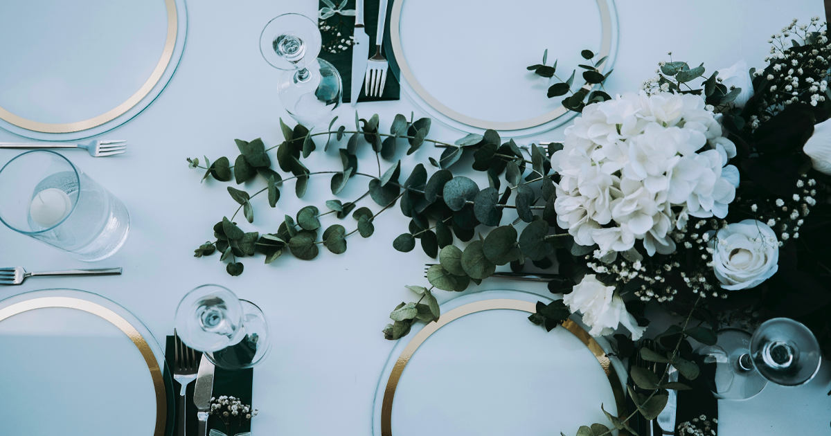 Bon ton a tavola: ogni paese le proprie regole - Dimensione Suono Soft